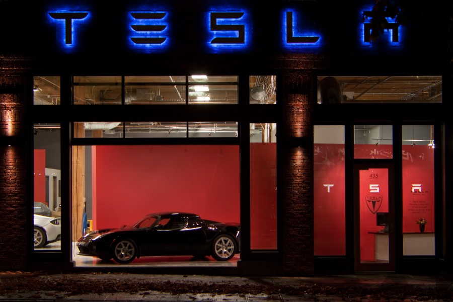 Tesla Showroom - Mercer Island Architect, Colin Brandt | Contemporary ...